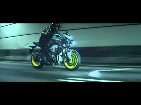 ימאהה MT-10 - סטריטפייטר על בסיס R1 - FullgaZ