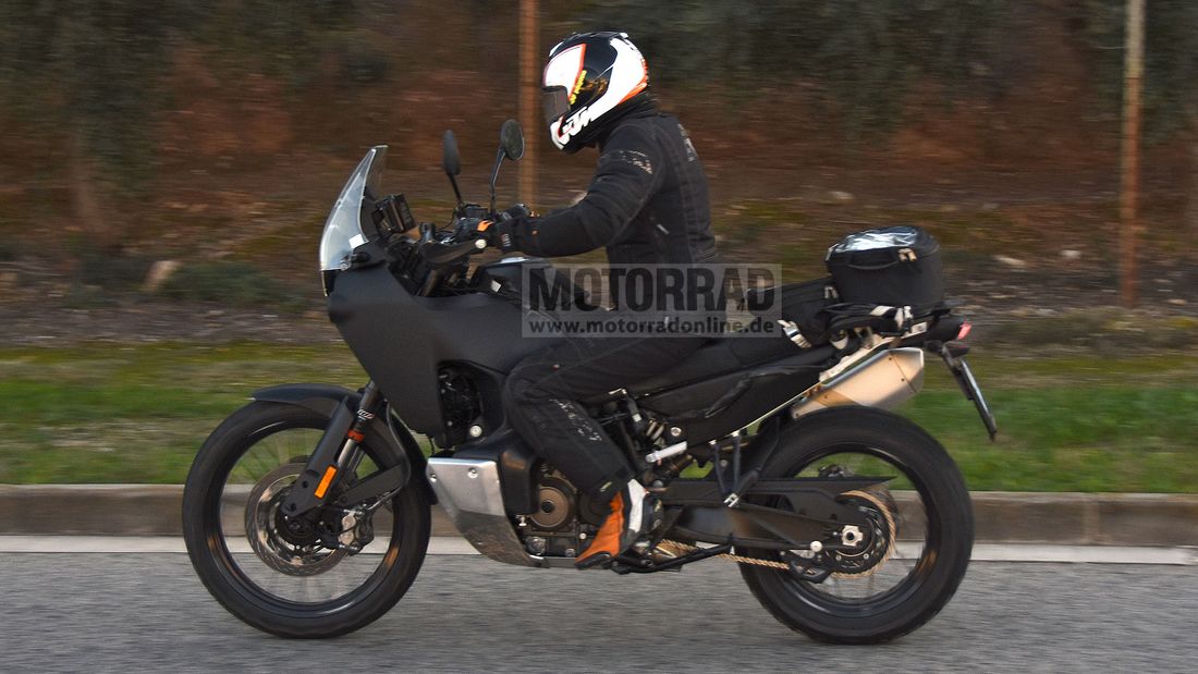 הוסקוורנה: תמונות ריגול של הנורדן 901 אדוונצ'ר - FullgaZ