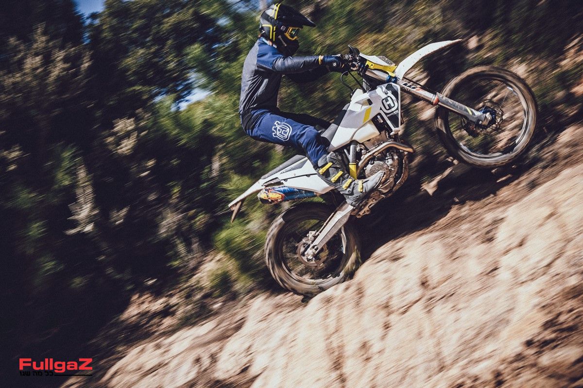 הוסקוורנה חושפת את דגמי האנדורו של 2022 - FullgaZ