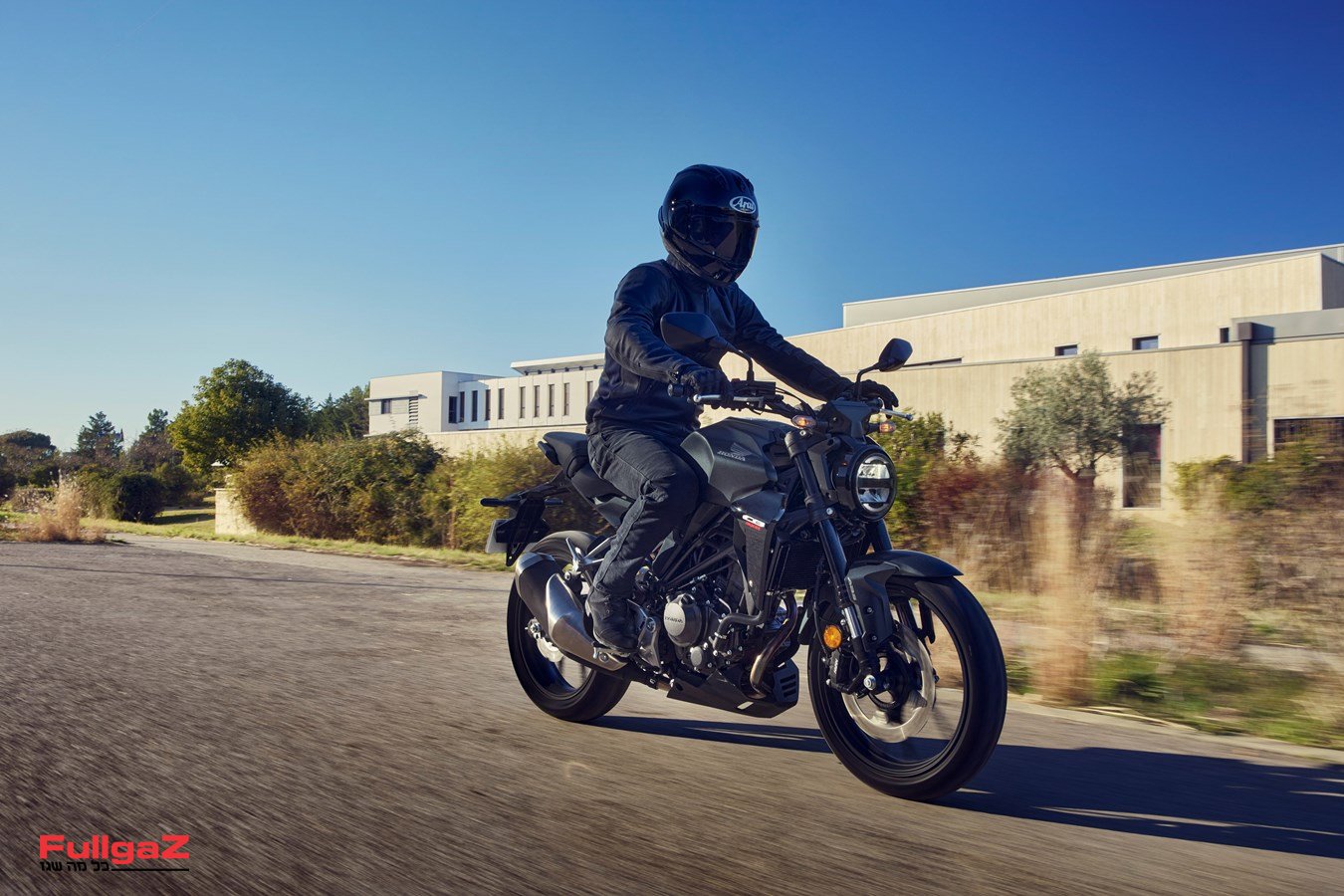 חדש בארץ: הונדה CB300R המעודכן ל-2022 - FullgaZ