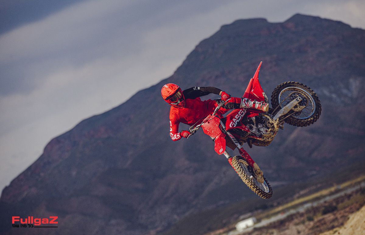 גאס גאס חושפת את דגמי המוטוקרוס של 2023 - FullgaZ