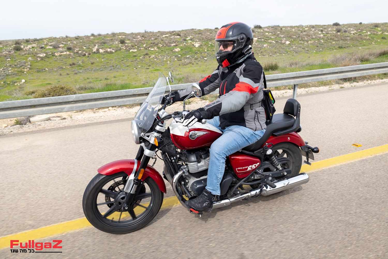 רכיבה ראשונה: רויאל אנפילד סופר מטאור 650 - FullgaZ