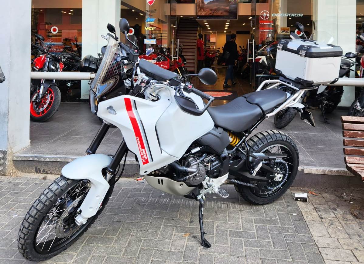 החיים עם דוקאטי DESERT X - חלק 1 - FullgaZ