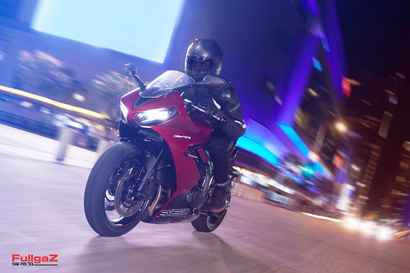 טריומף מציגה: דייטונה 660 ספורטיבי - FullgaZ