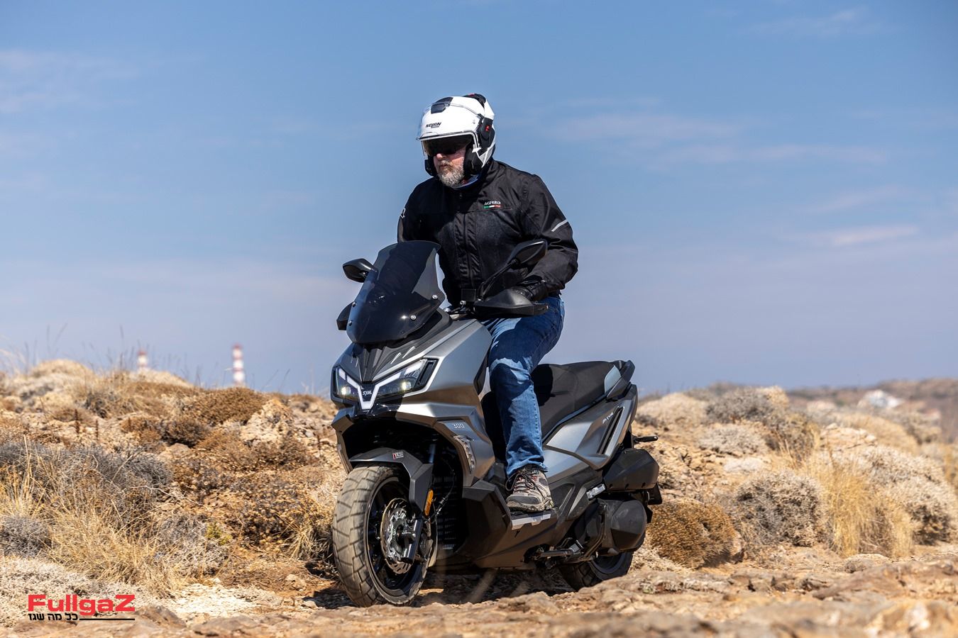 חדש בארץ: סאן-יאנג ADX300 אדוונצ'ר - FullgaZ