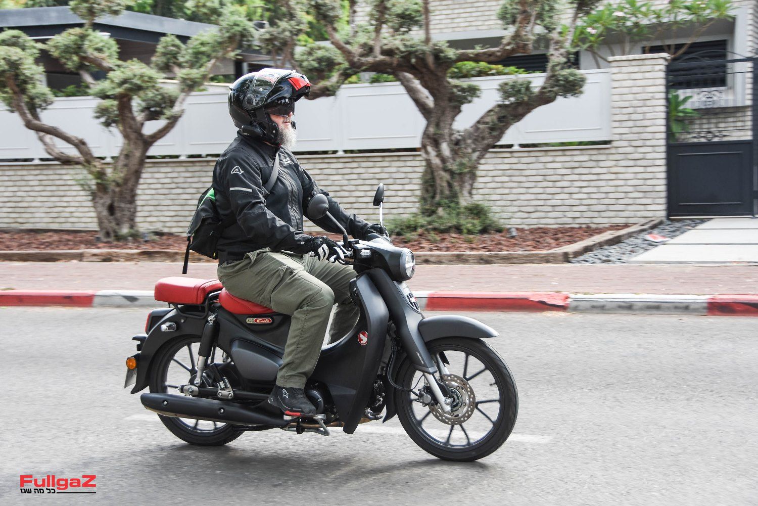 הונדה: מכירות של יותר מ-20 מיליון אופנועים ב-2024 - FullgaZ